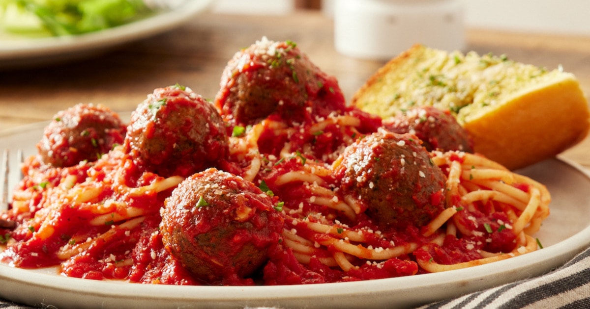 14 Meaty Meatless Meatballs for Your Pasta, Subs, and Appetizers | VegNews