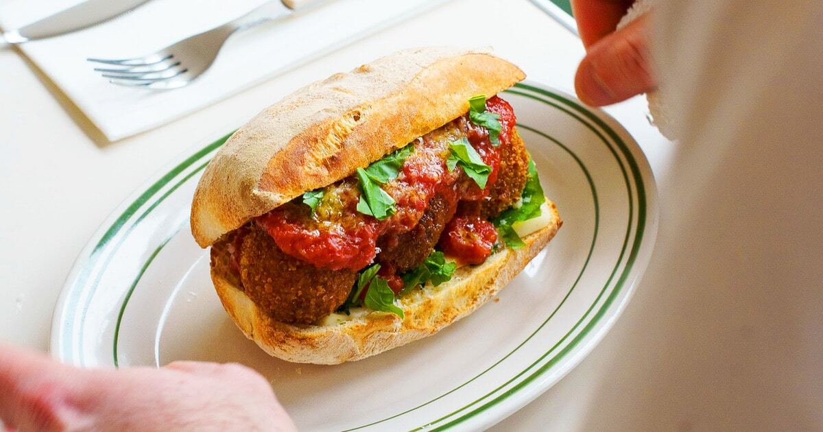 11 Mouthwatering Ways to Eat Vegan in Toronto Right Now | VegNews
