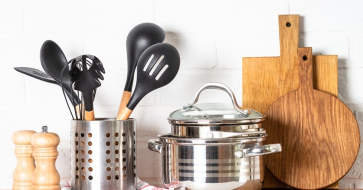 Ditch Toxic Black Plastic and Use These Safer Kitchen Utensils Instead ...