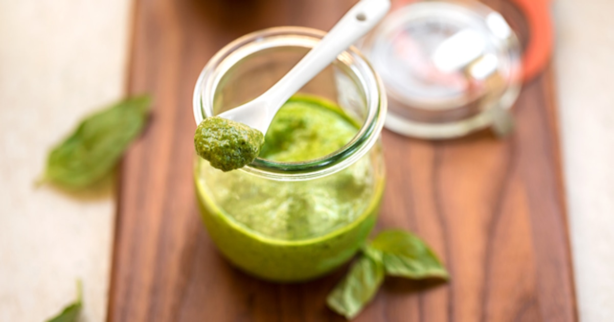 5-Minute French Basil Pistou | VegNews